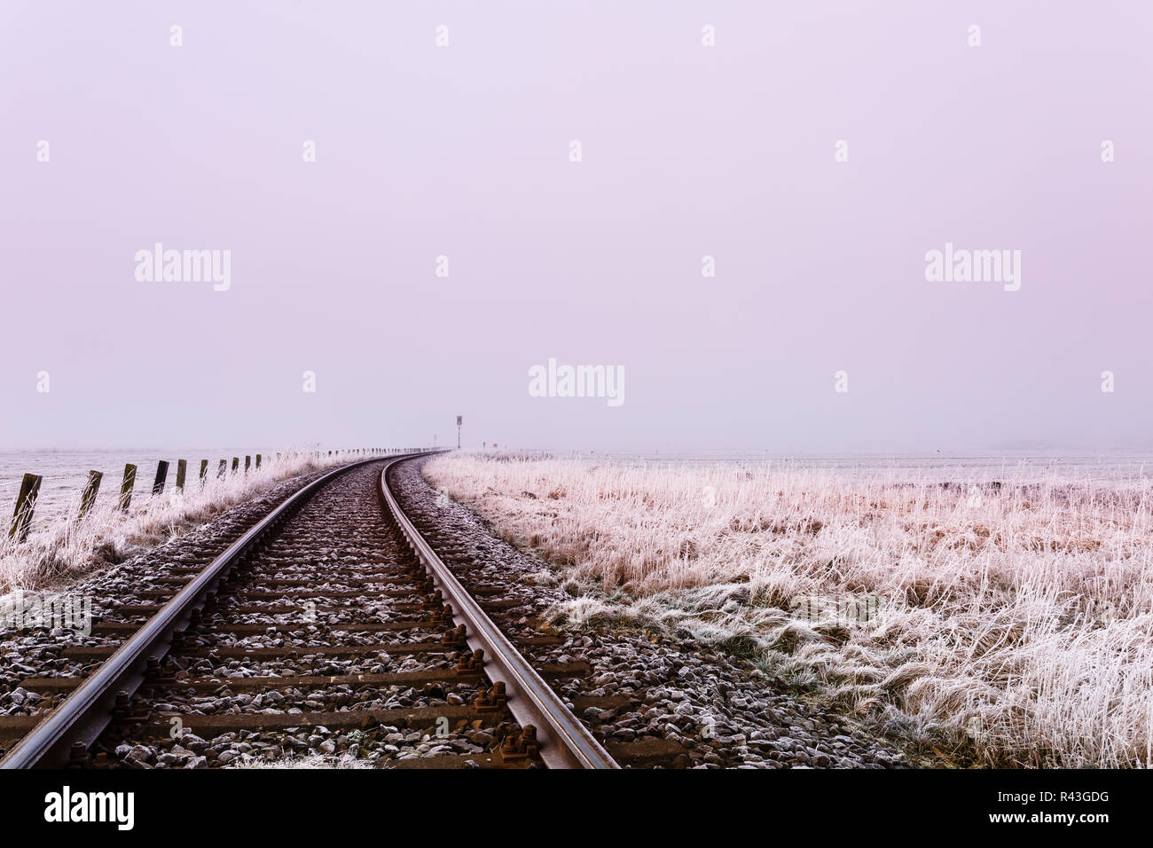 Frost rails perspective hi-res stock photography and images - Alamy