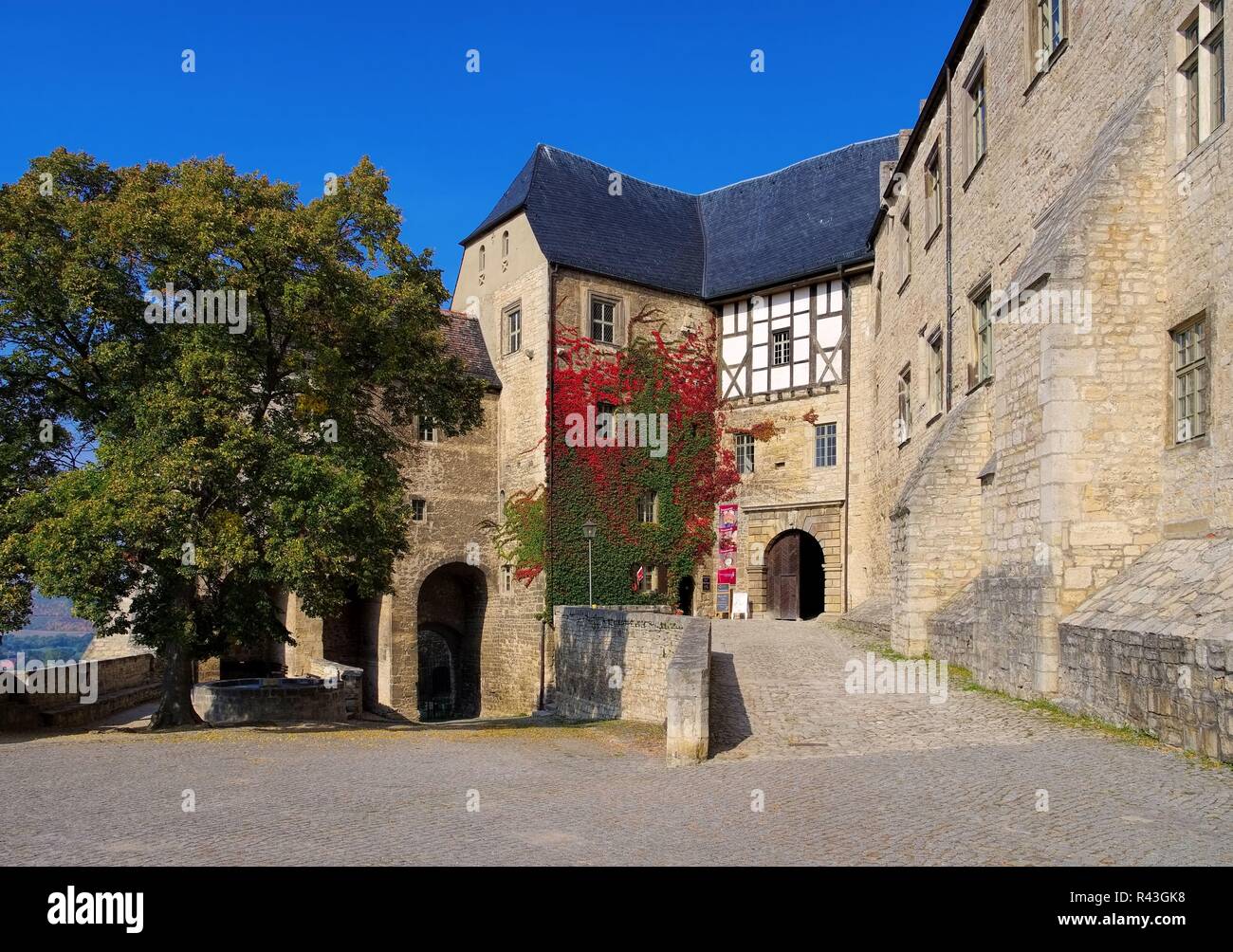 freyburg castle - freyburg castle 05 Stock Photo - Alamy