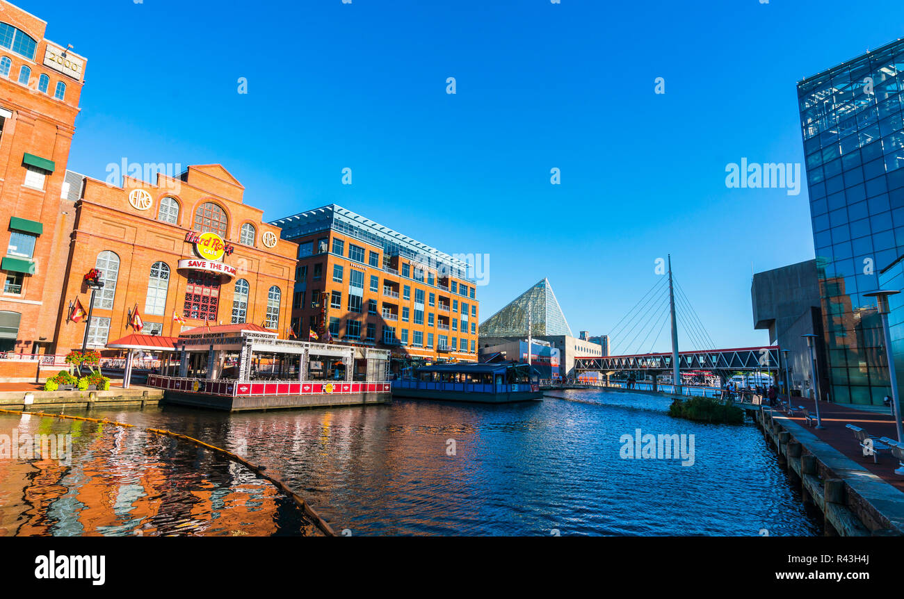 Baltimore inner harbor hi-res stock photography and images - Alamy