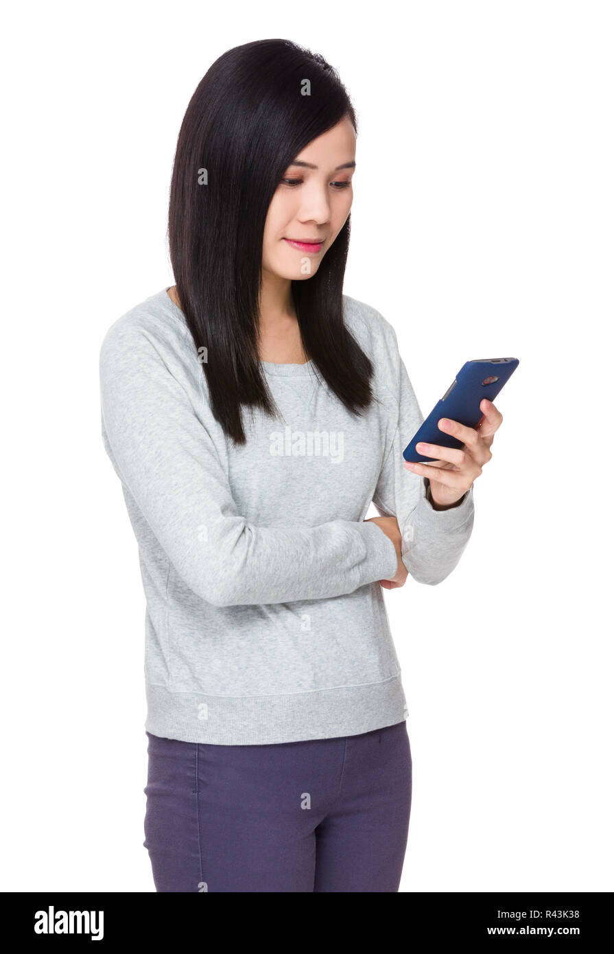 Woman read on the cellphone Stock Photo - Alamy