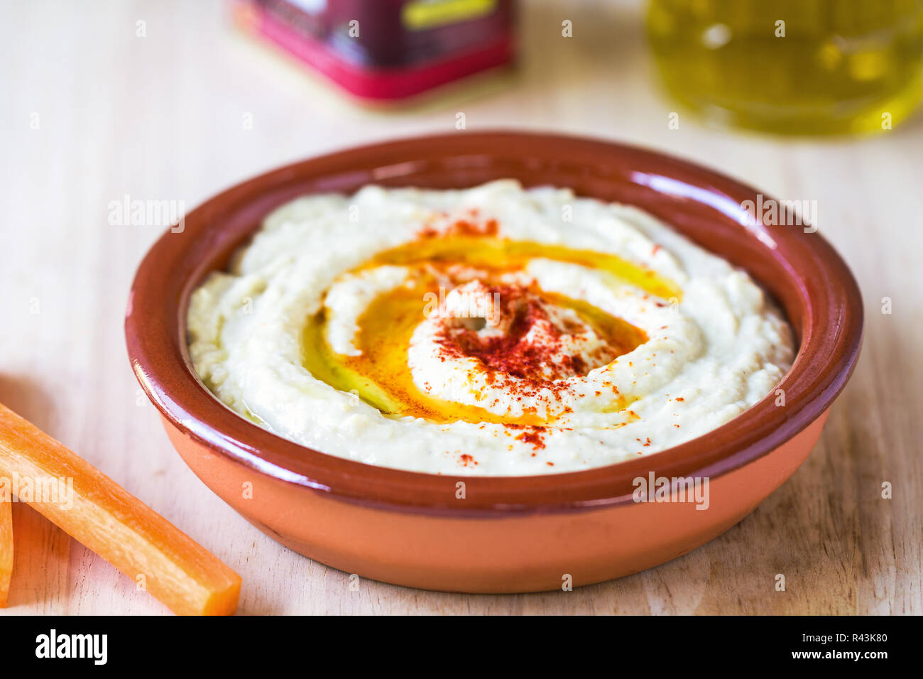 Hummus fresco hi-res stock photography and images - Alamy