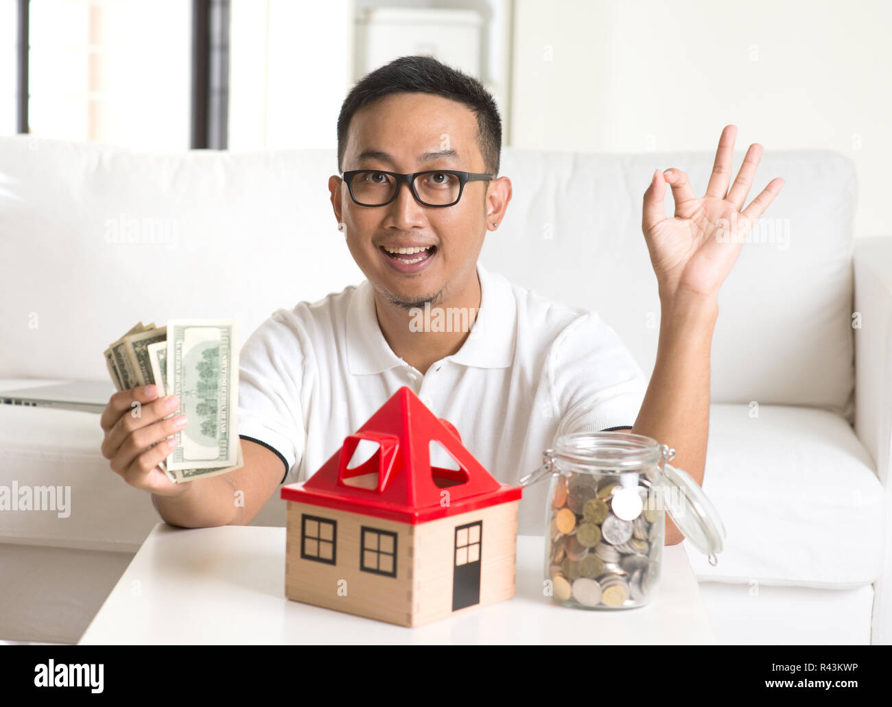 Loan of smiles hi-res stock photography and images - Alamy