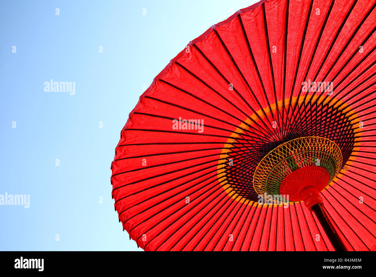 Japanese red umbrella Stock Photo - Alamy