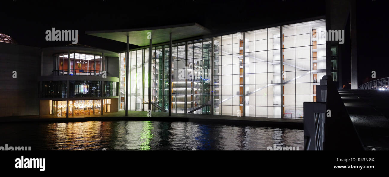 german bundestag paul lÃ¶be building Stock Photo - Alamy