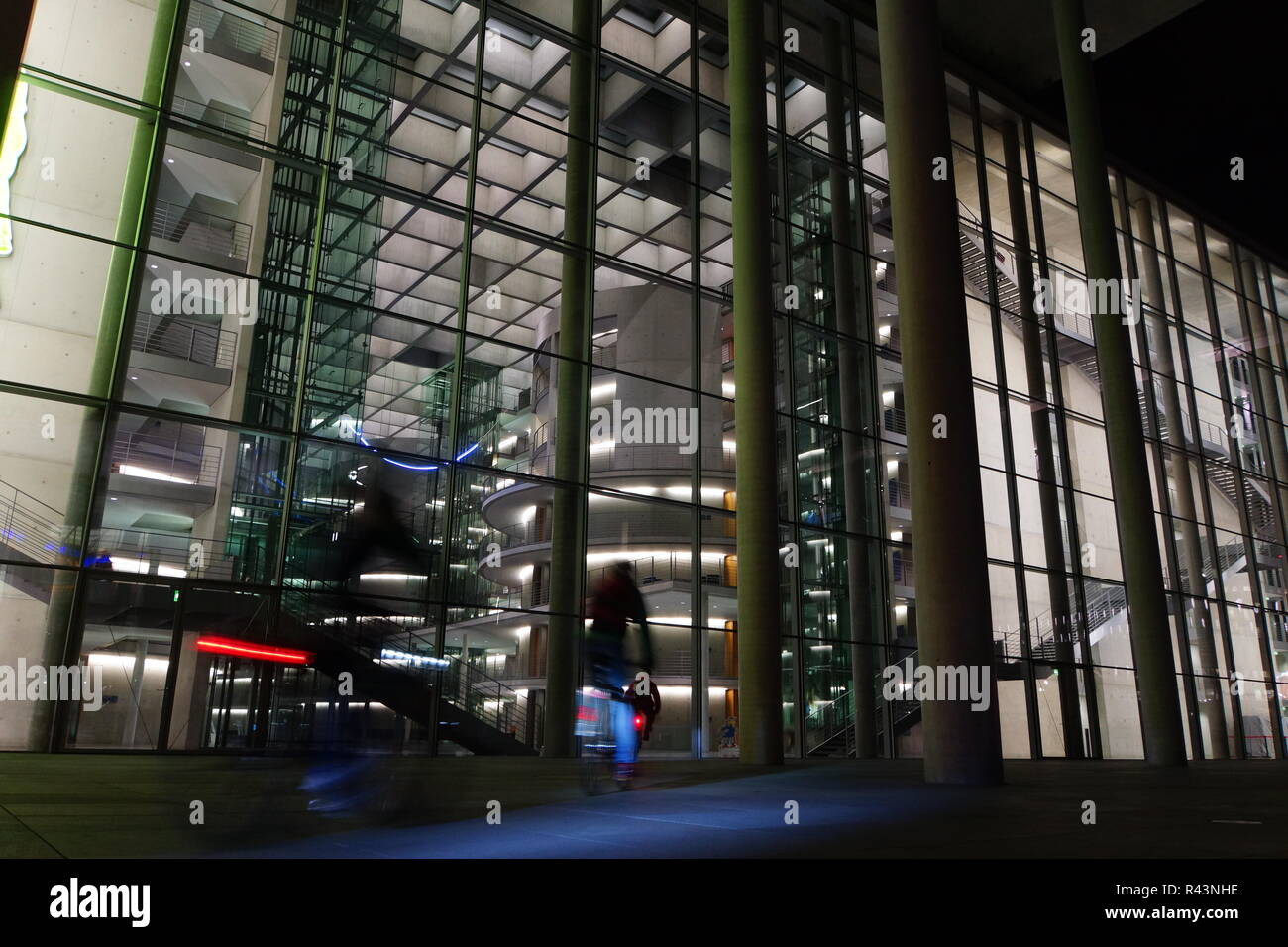 german bundestag paul lÃ¶be building Stock Photo - Alamy