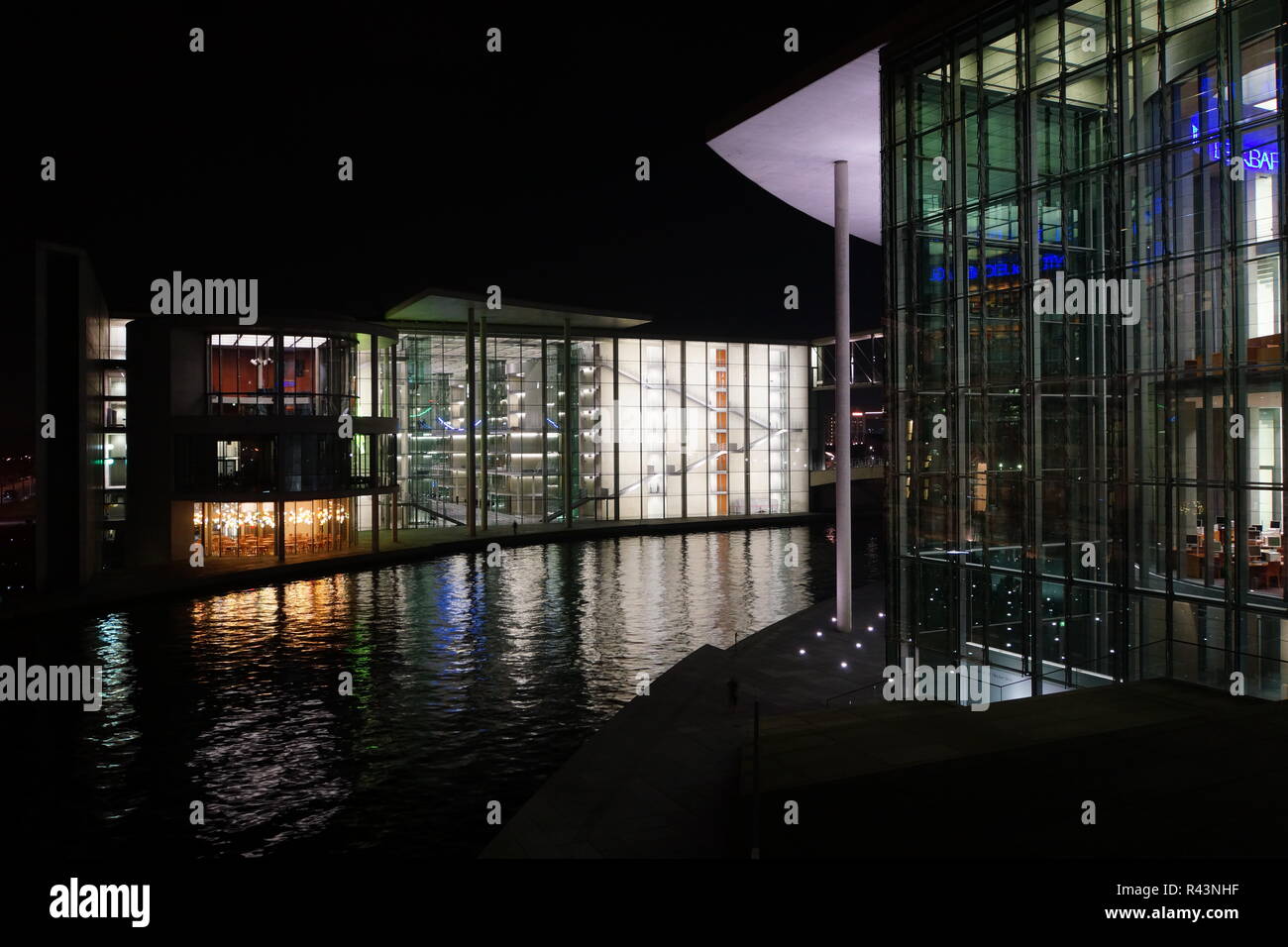 german bundestag paul lÃ¶be building Stock Photo - Alamy