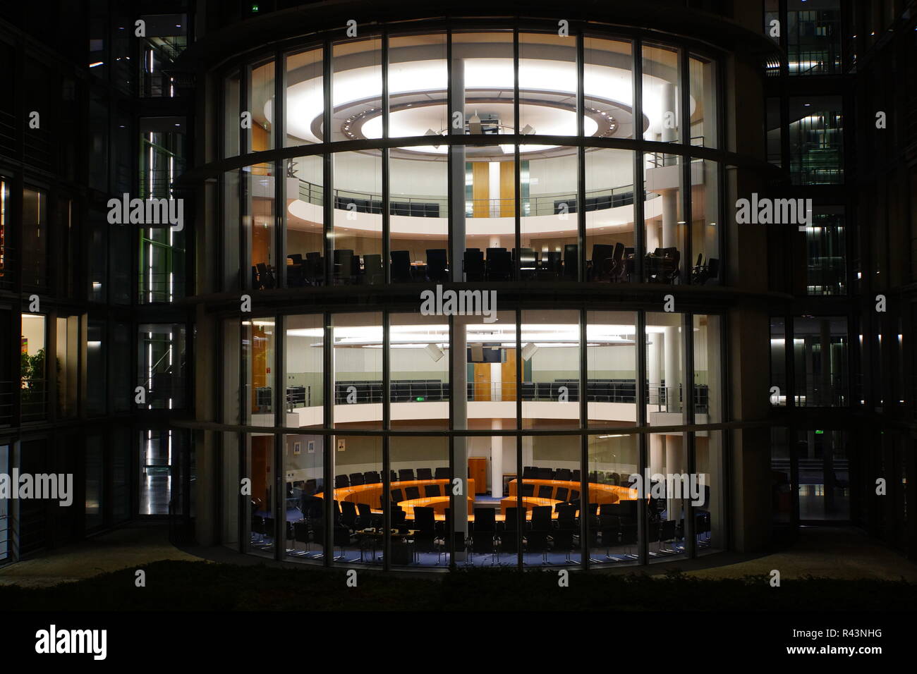 german bundestag paul lÃ¶be building Stock Photo - Alamy