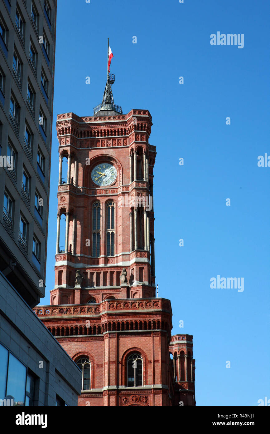 the red city hall - seat of the lord mayor Stock Photo - Alamy