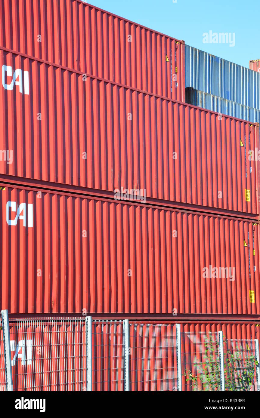 Seecontainer hi-res stock photography and images - Alamy