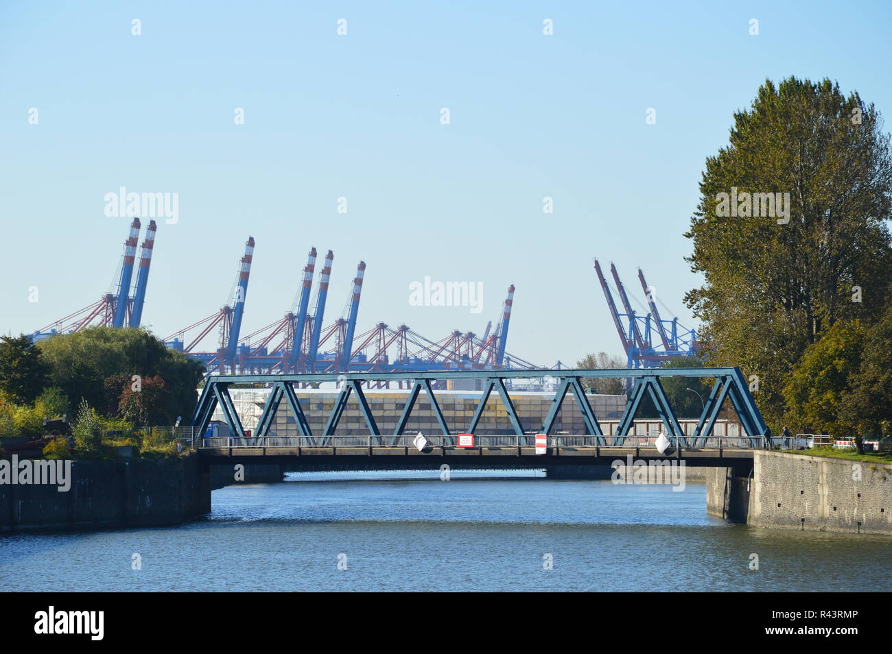 small bridge in the harbor Stock Photo - Alamy