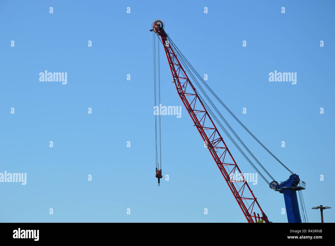 small harbor crane Stock Photo - Alamy