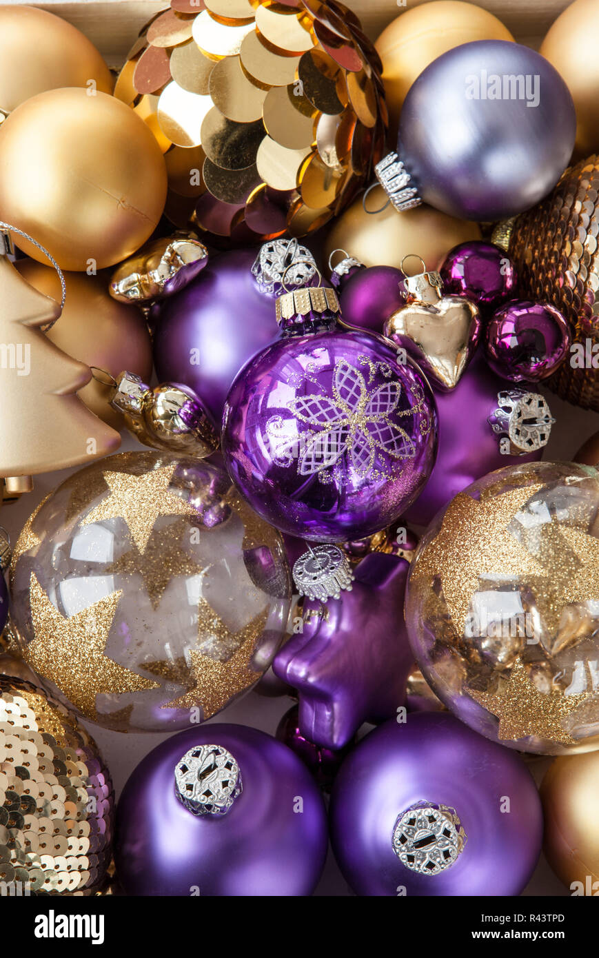 Purple coloured christmas baubles hi-res stock photography and images ...