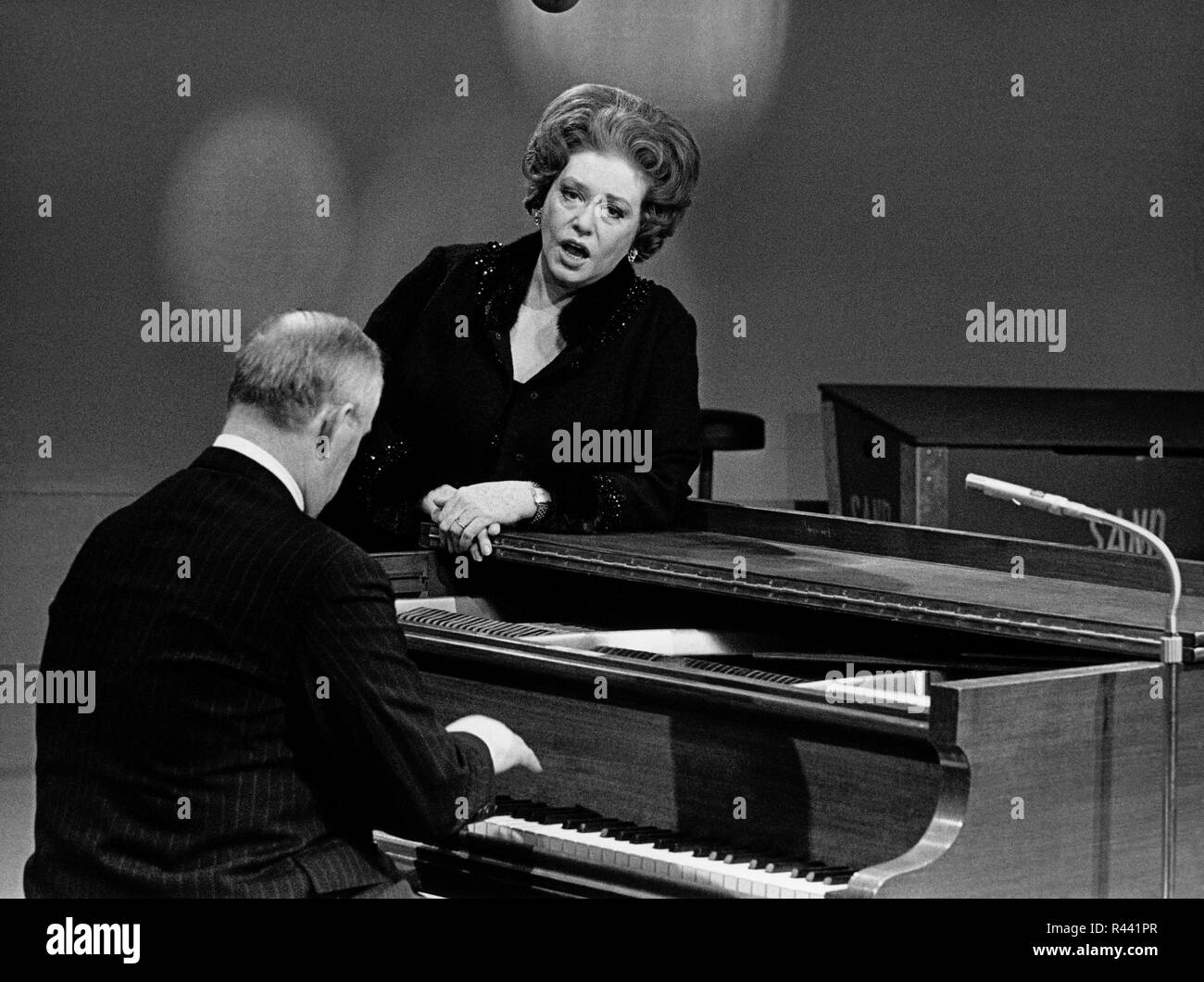 ZARAH LEANDER Swedish singer and actress with husband and accompanist ...