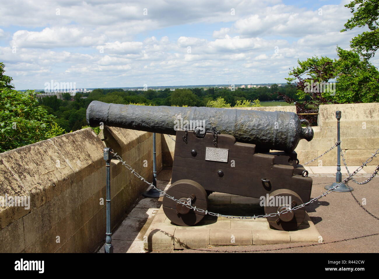 cannon on the parapet Stock Photo - Alamy