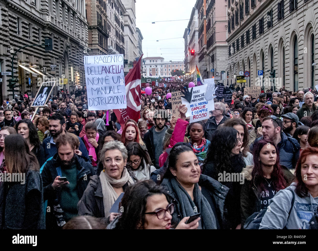 Rome, Italy. 24th Nov, 2018. National demonstration against violence ...
