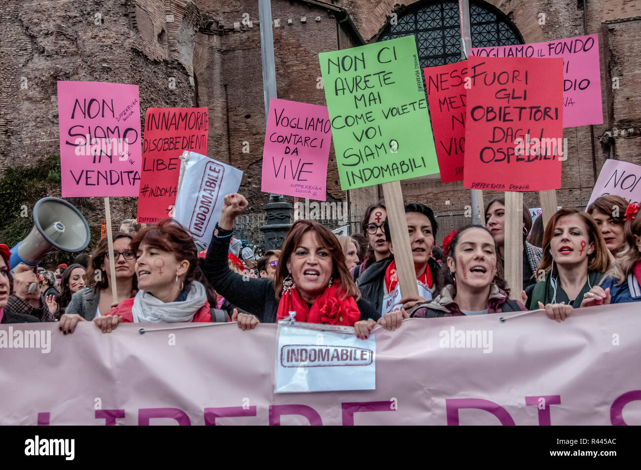 Rome, Italy. 24th Nov, 2018. National demonstration against violence ...