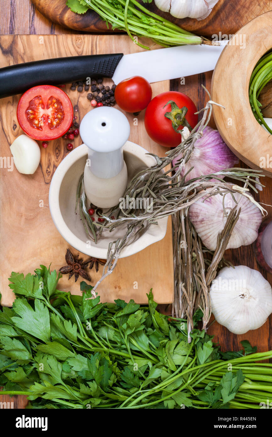 top view of ceramic mortar and spicy ingredients Stock Photo - Alamy