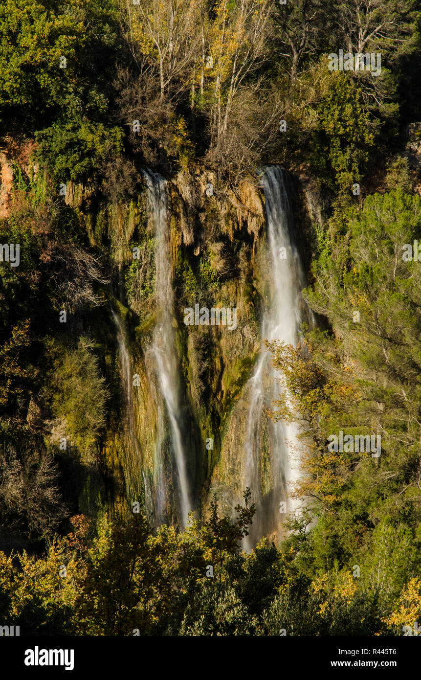 Sillans la cascade waterfall sillans la cascade hi-res stock ...