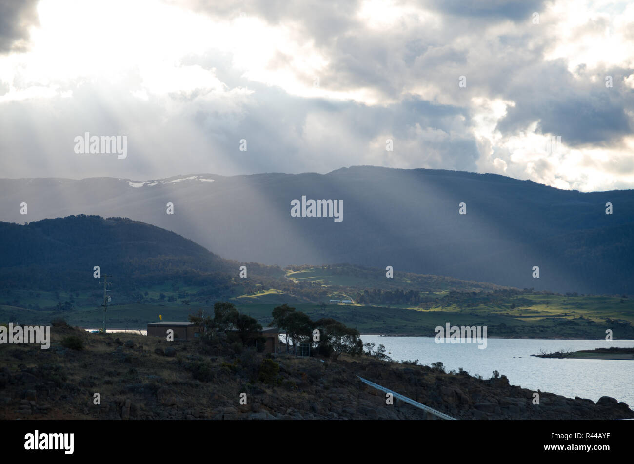 Australian countryside mountains sunset hi-res stock photography and ...