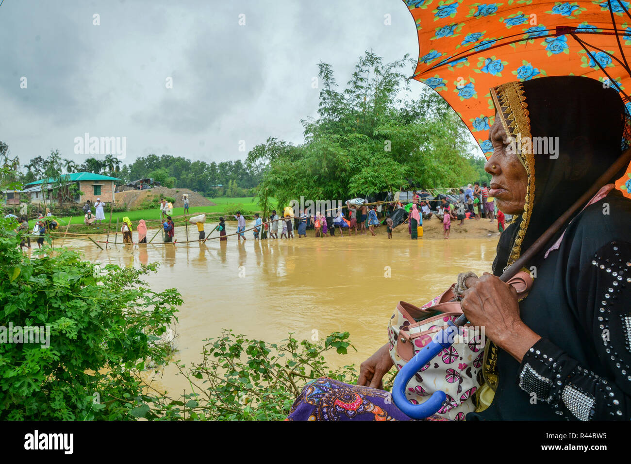 Rohingya refugees in bangladesh Stock Photo - Alamy