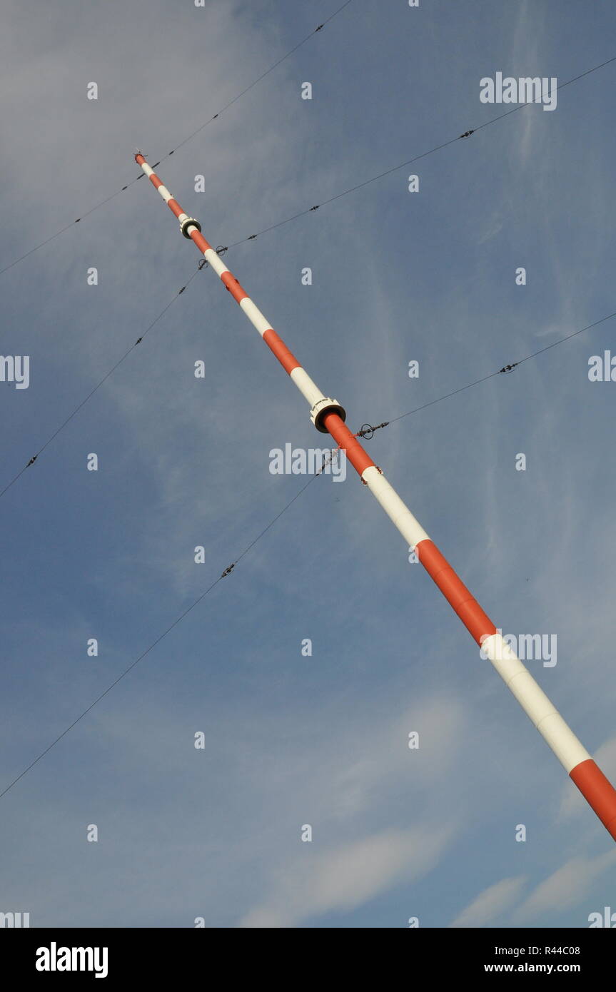 Antenna with ropes hi-res stock photography and images - Alamy