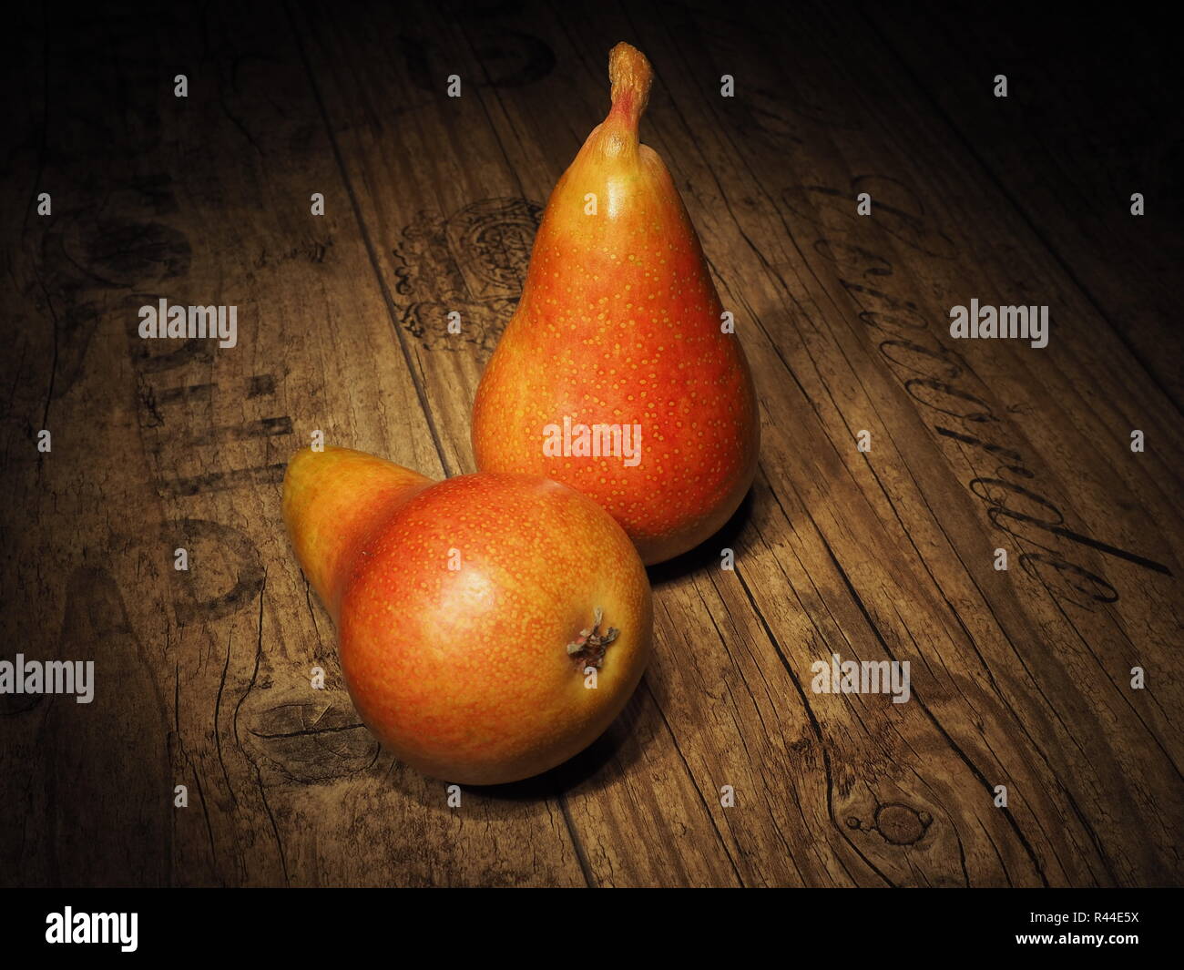 Case of pears hi-res stock photography and images - Alamy