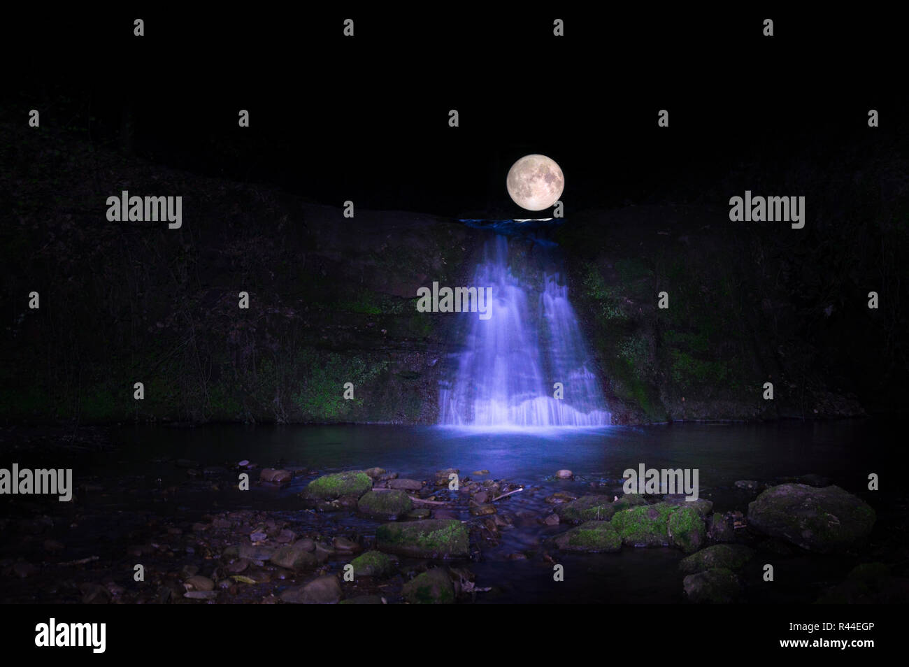 Moon waterfall hi-res stock photography and images - Alamy