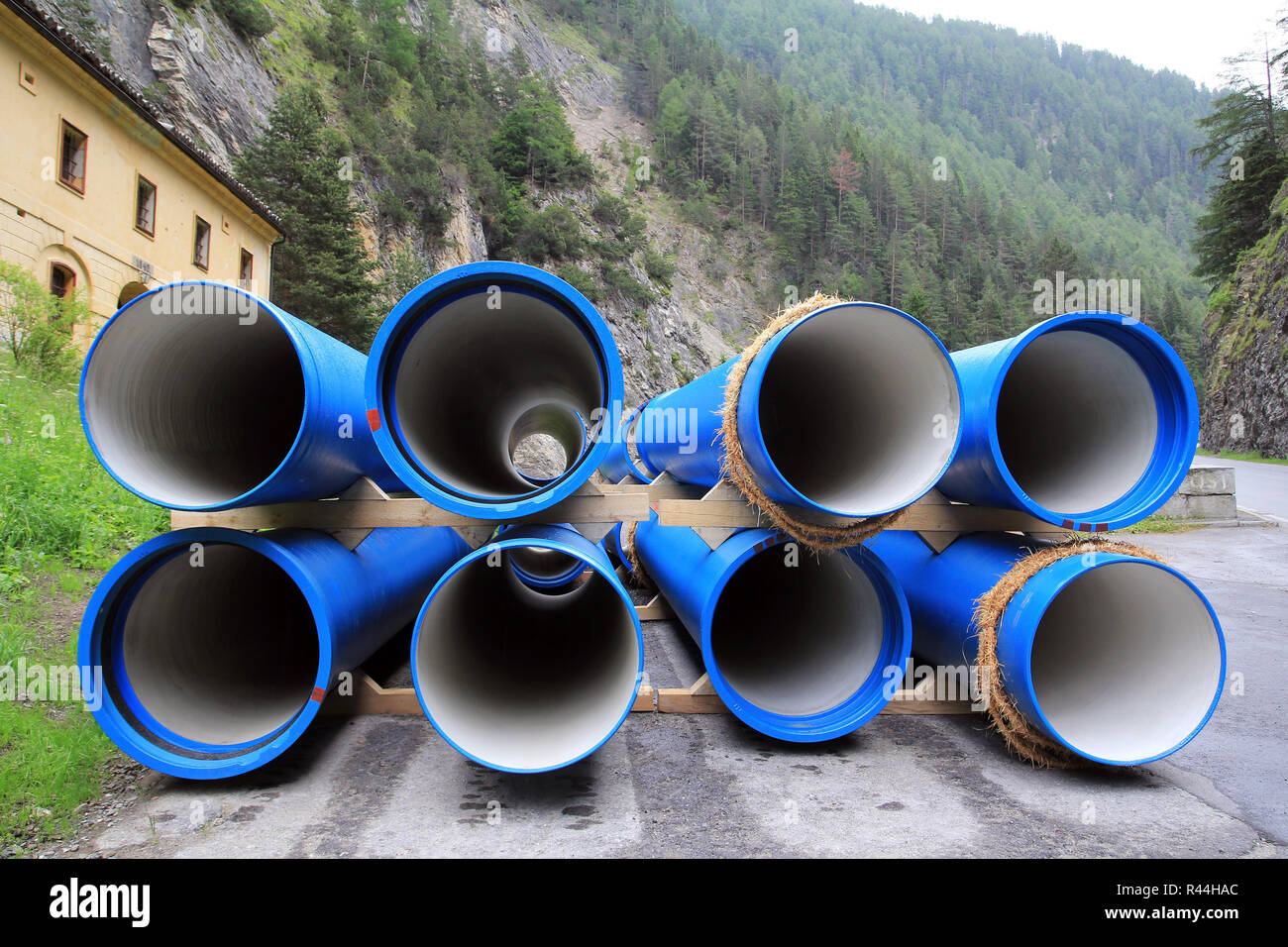 blue drainage pipes or sewage pipes are ready for installation Stock ...