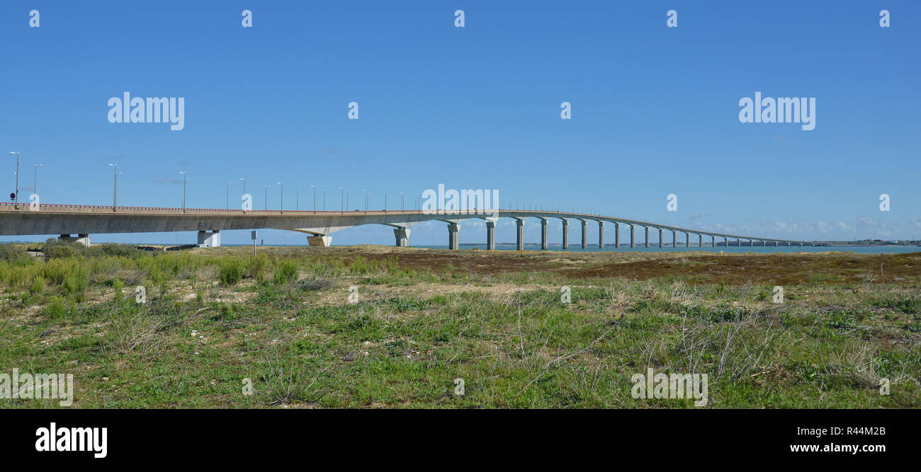 atlantic,water,reflection,sparkle,bridge,road,pont de re Stock Photo ...