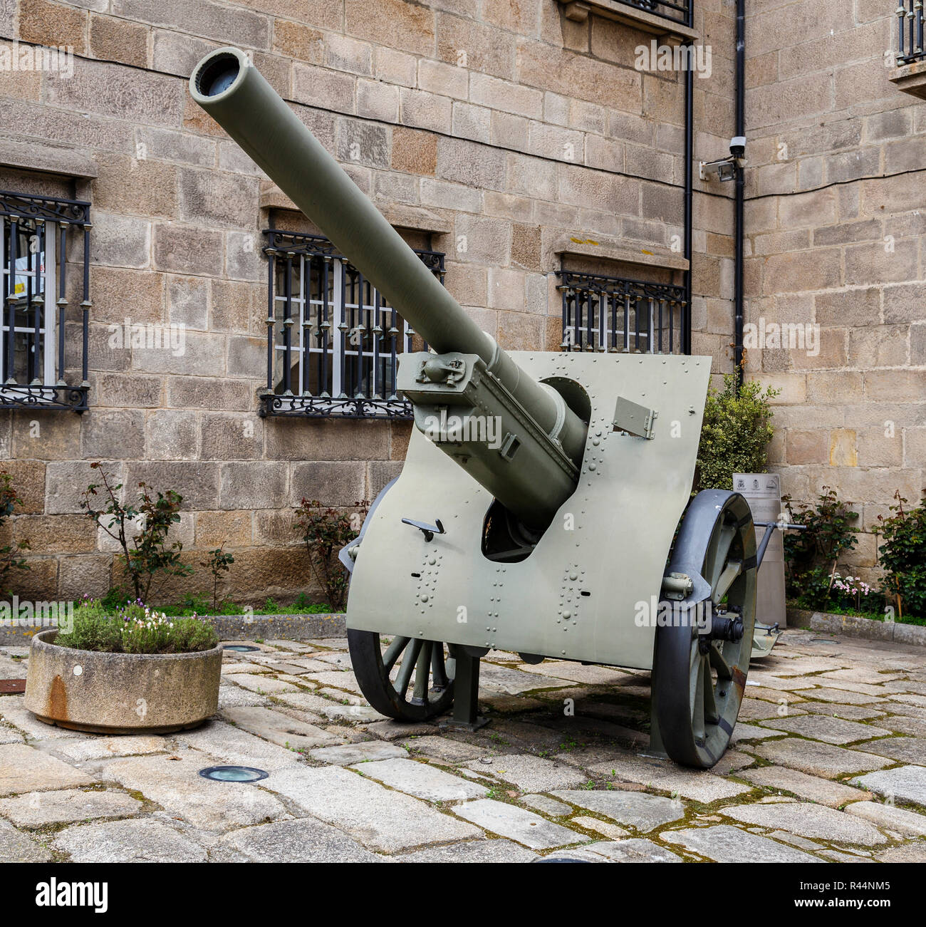 Artillery, Obus 149 military Stock Photo - Alamy
