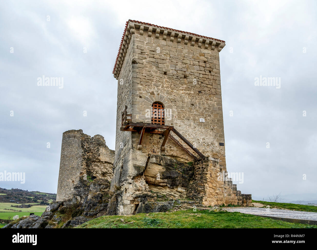 Castle of Santa Gadea del Cid with a dark sky in Burgos Stock Photo - Alamy