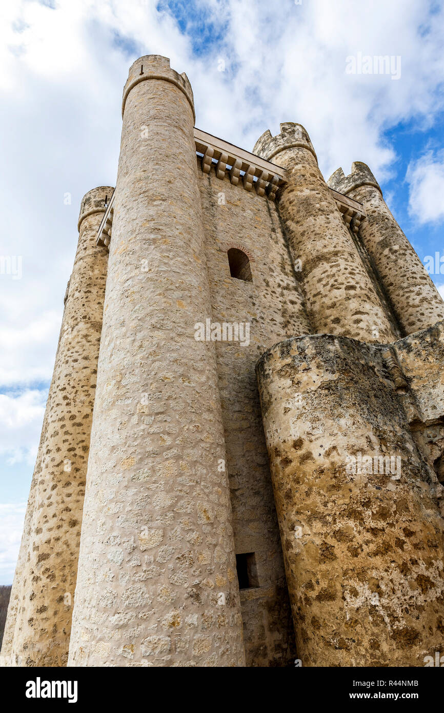 Castle at Valencia de Don Juan, Castilla y Leon Stock Photo - Alamy