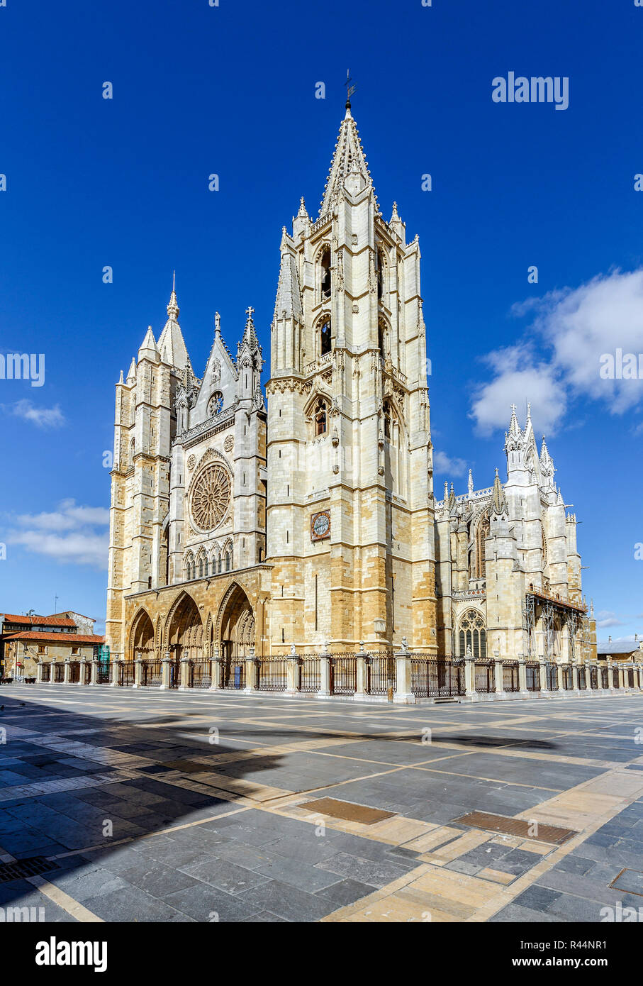 Central facade, tower and rose window of the cathedral of Leon Stock ...