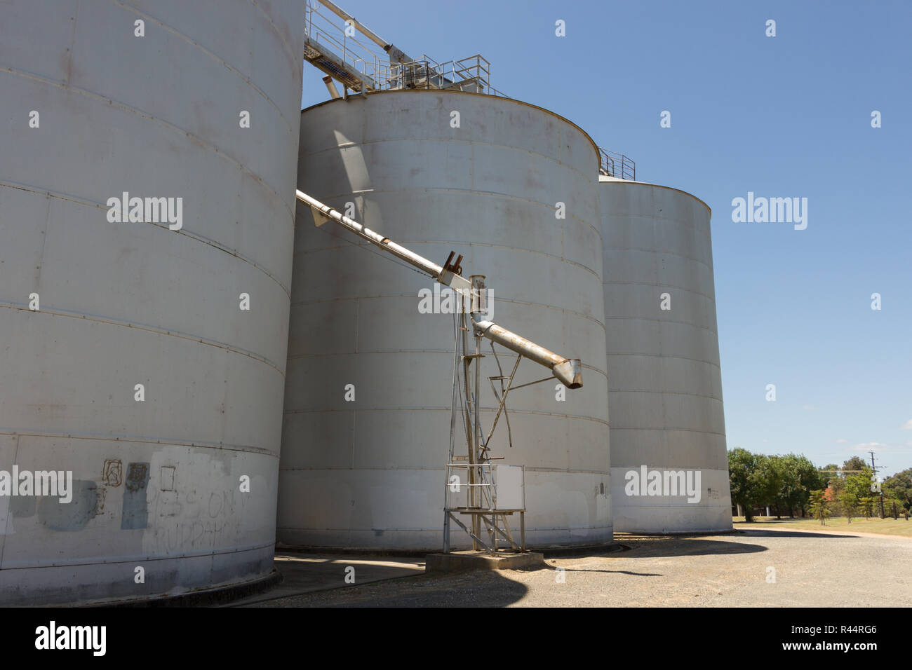 Large Grain Silos Stock Photo - Alamy