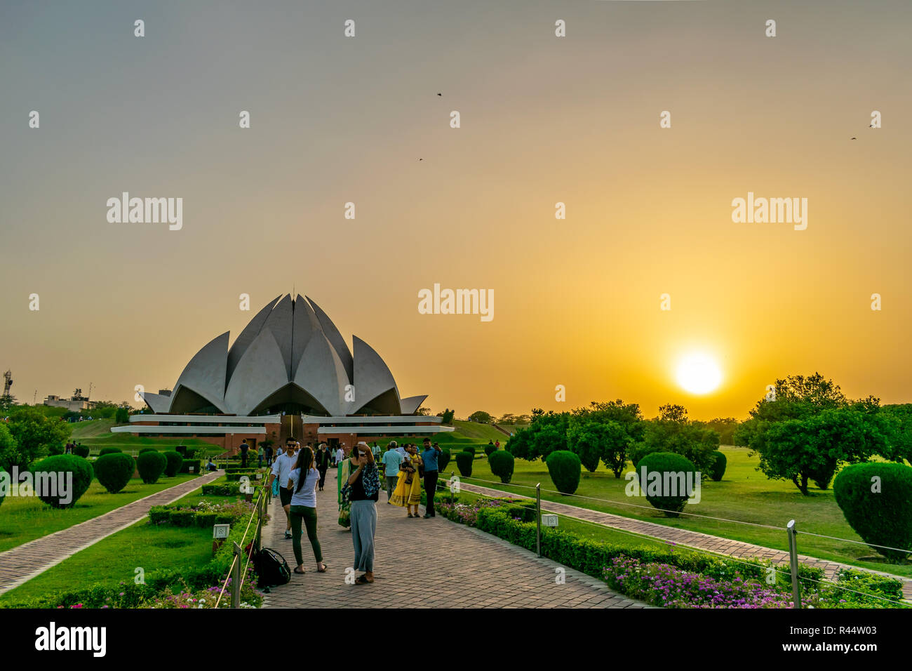 View lotus temple bahai hi-res stock photography and images - Alamy