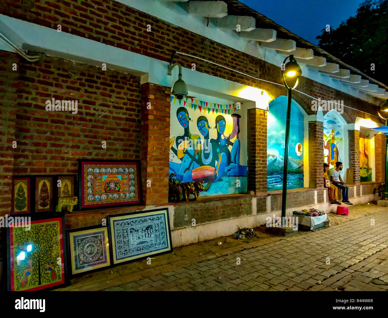 Delhi hut shops hi-res stock photography and images - Alamy