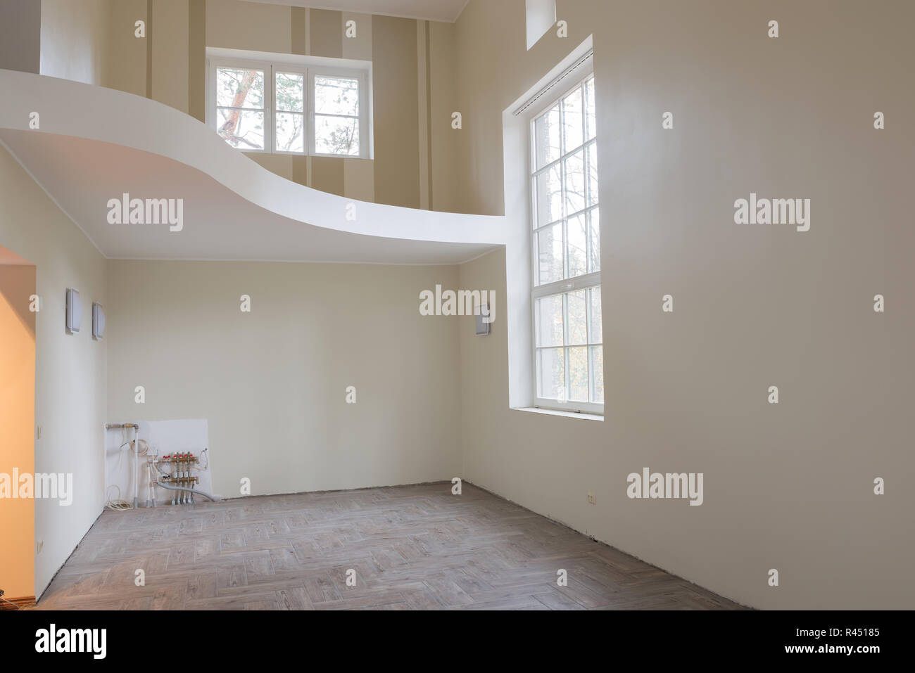 New home construction interior living room Stock Photo - Alamy