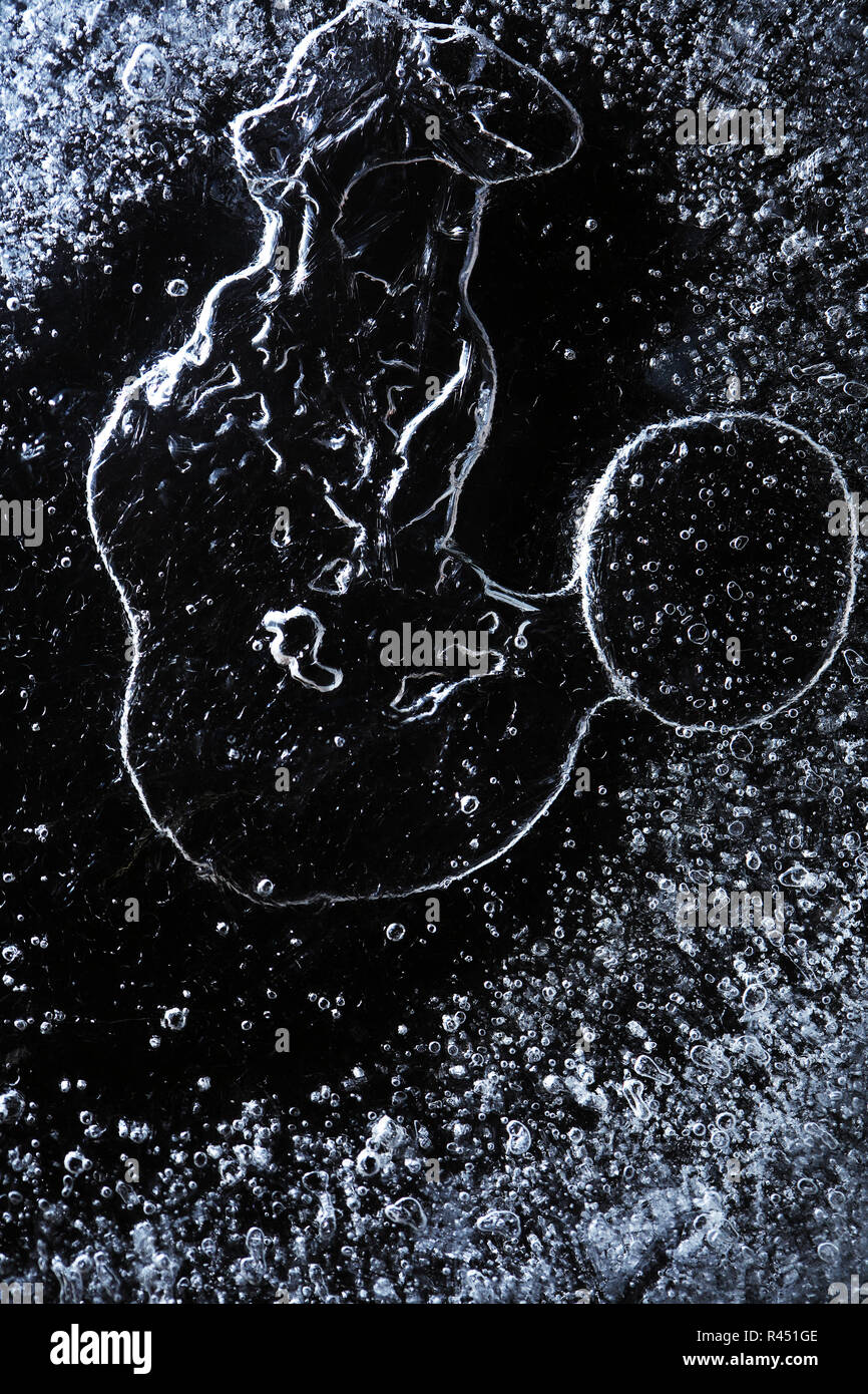 From under the ice hi-res stock photography and images - Alamy