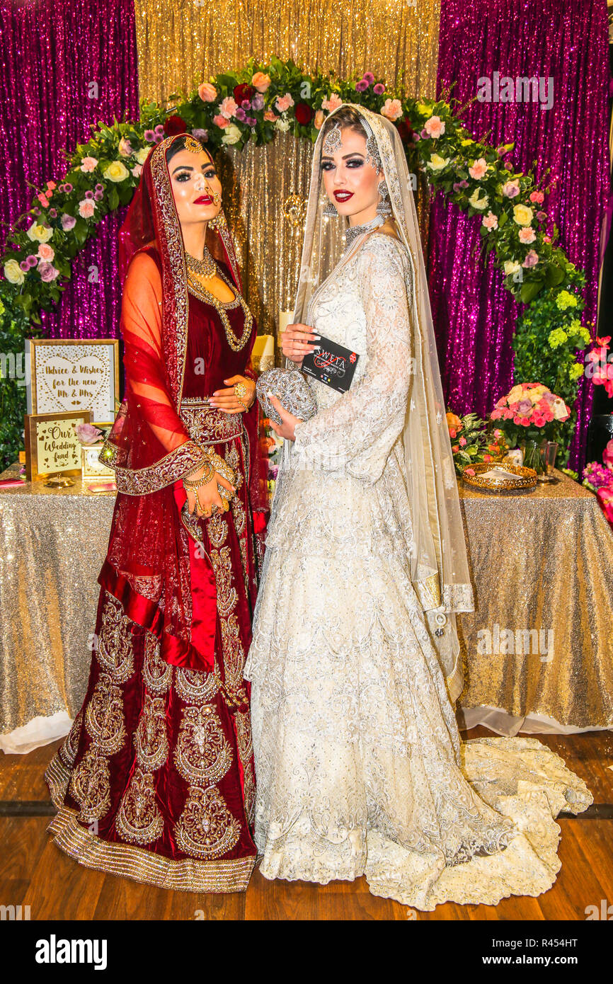 Muslim wedding uk hi-res stock photography and images - Alamy