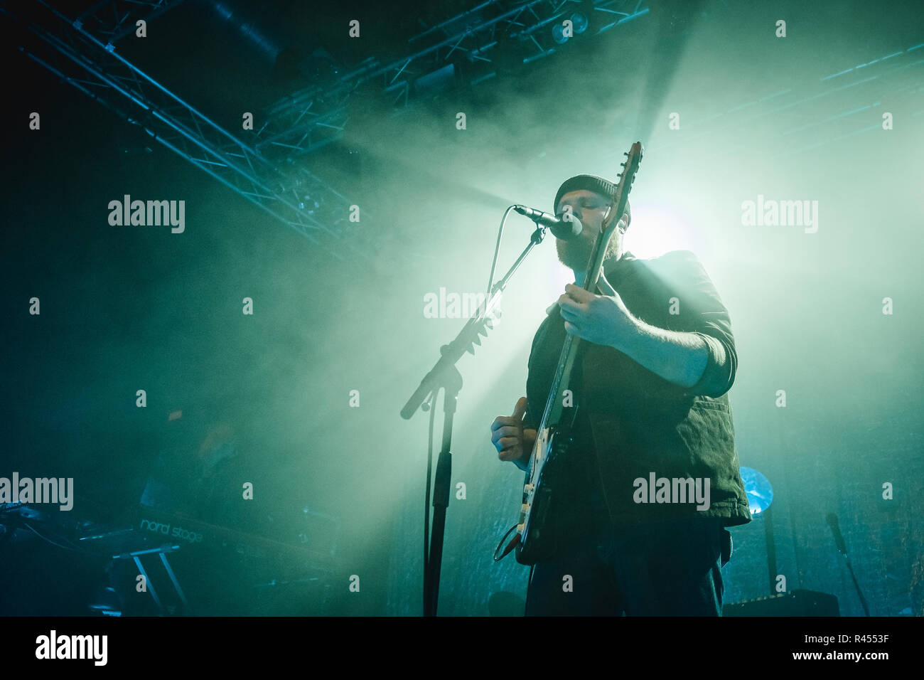 Tom walker singer 2018 hi-res stock photography and images - Alamy