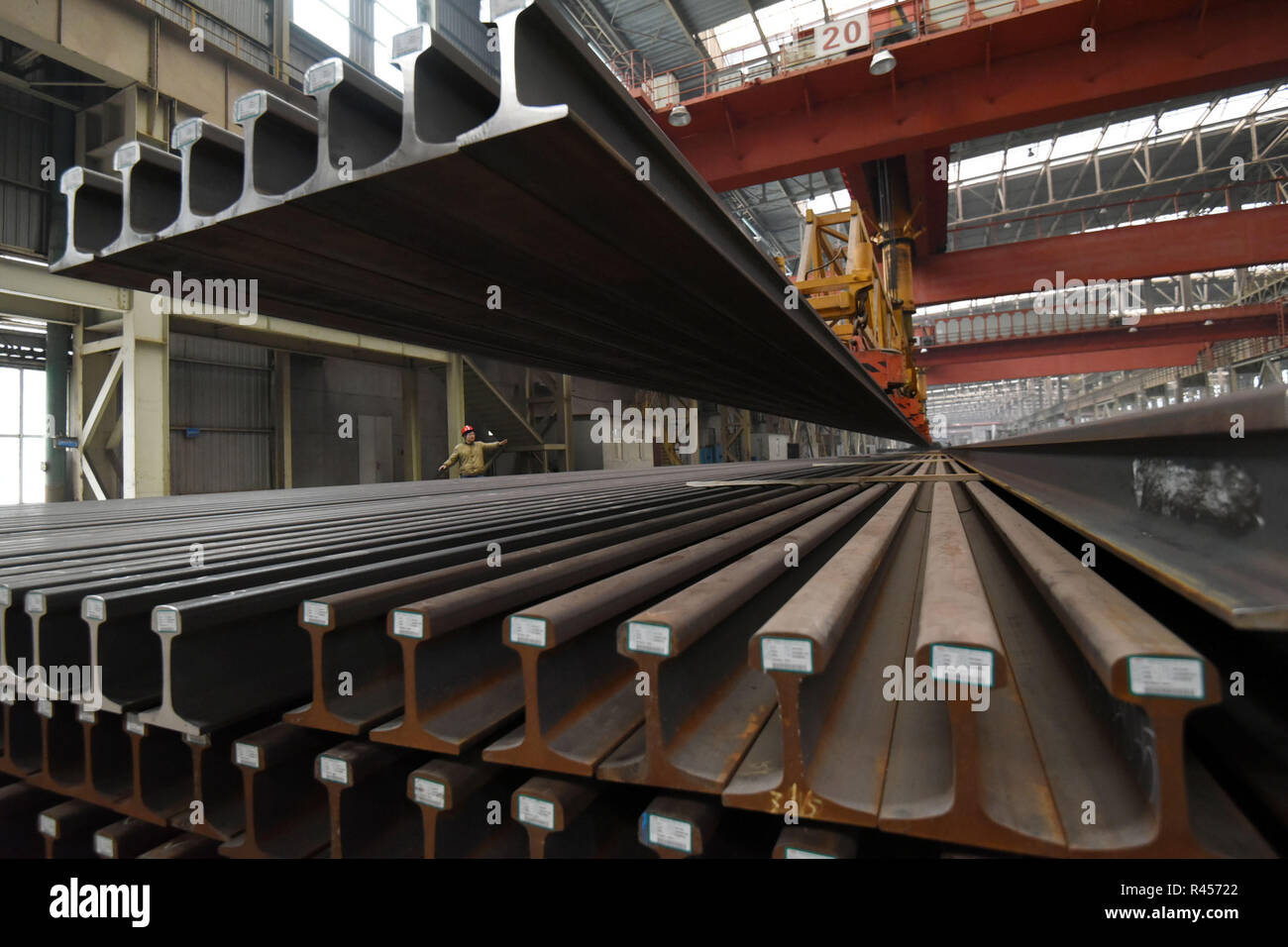 Industryhandan hi-res stock photography and images - Alamy