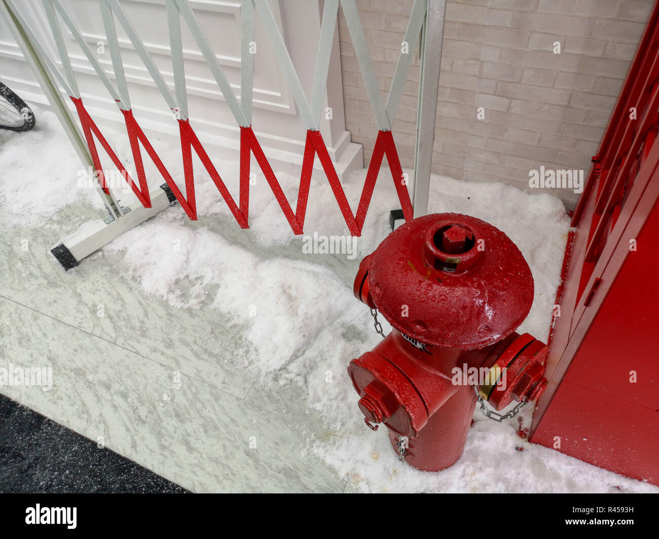 Snowfall in shanghai hi-res stock photography and images - Alamy