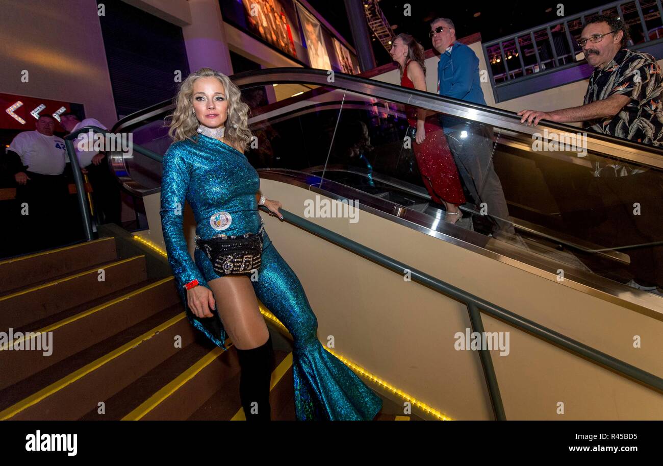 Worlds largest disco dance hi-res stock photography and images - Alamy