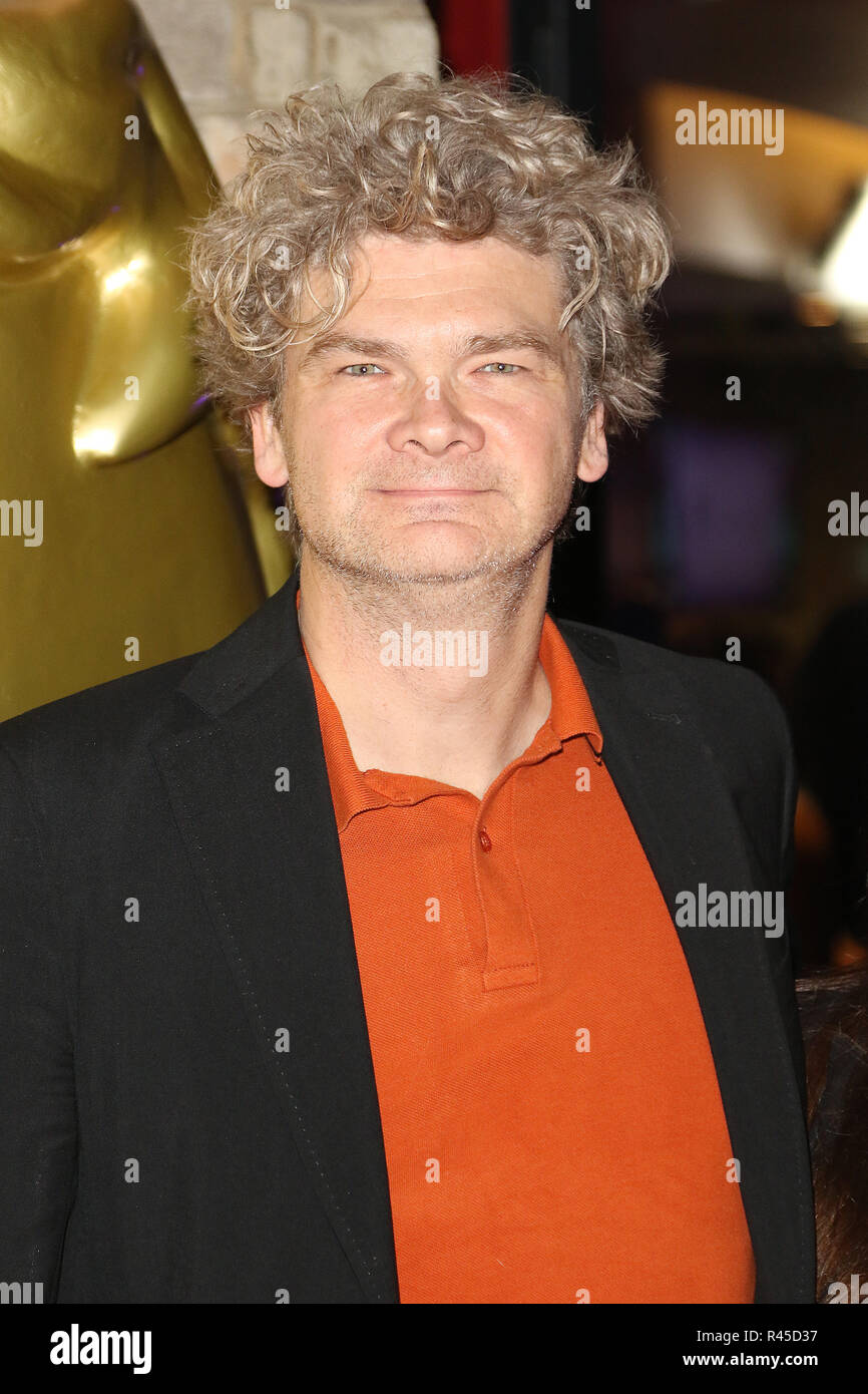 Simon farnaby hi-res stock photography and images - Alamy
