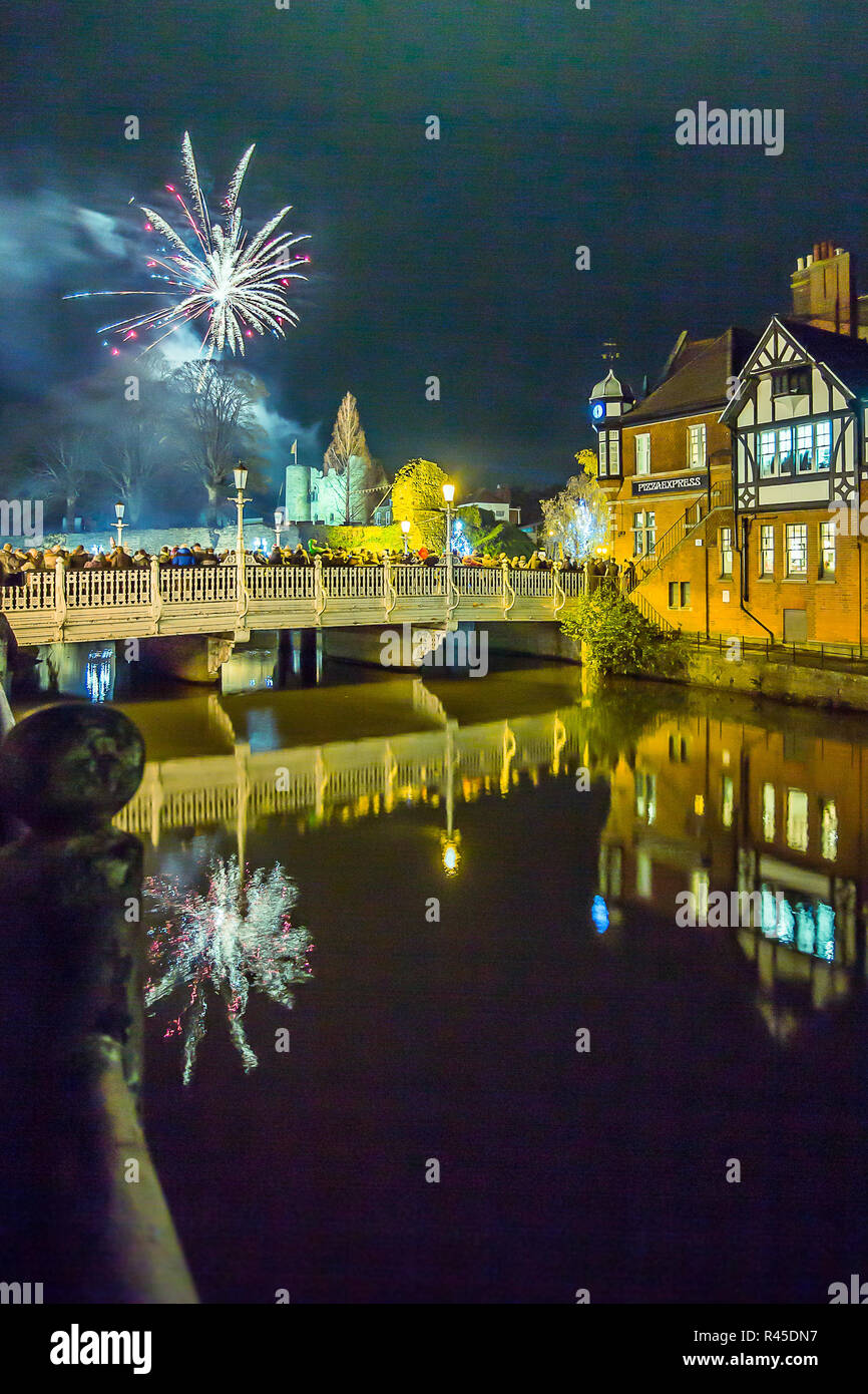 Tonbridge high street hi-res stock photography and images - Alamy