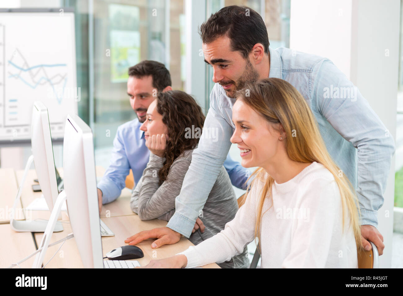 4к pretty business woman work hi-res stock photography and images - Alamy