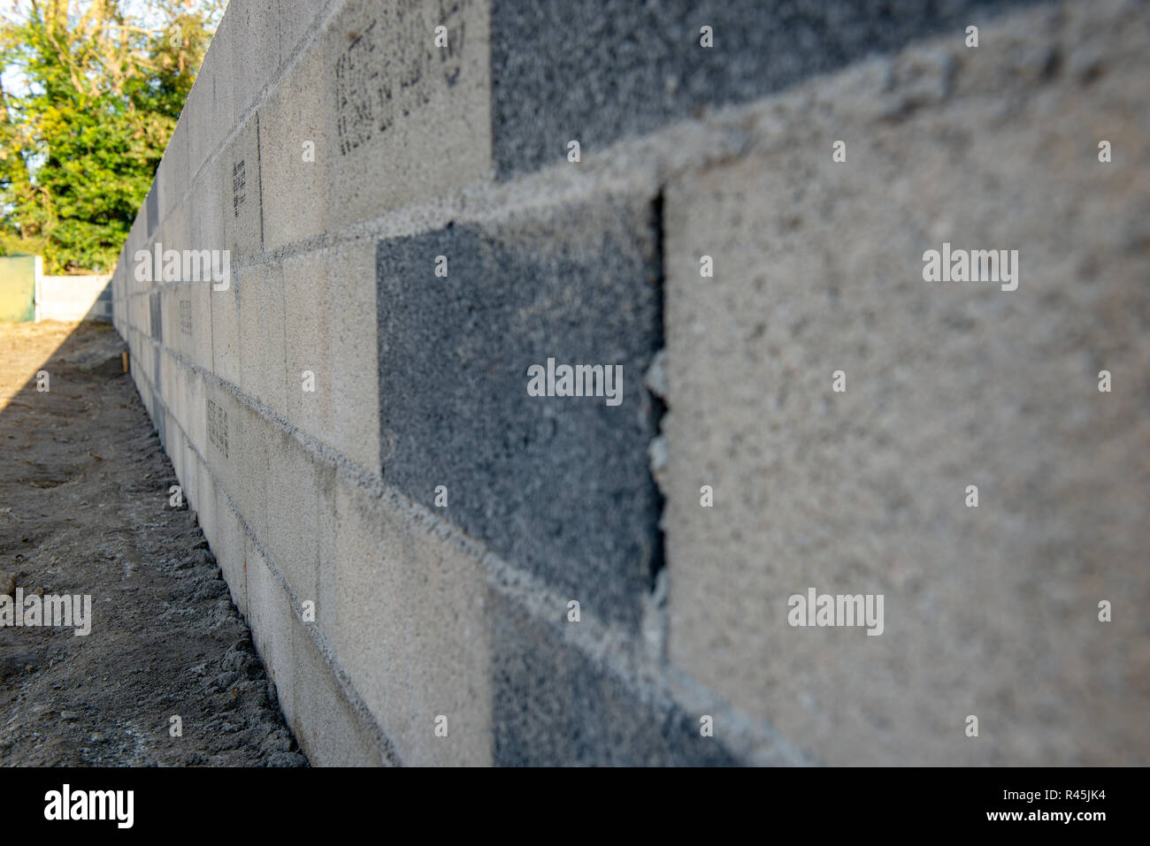 Cinderblock construction hi-res stock photography and images - Alamy