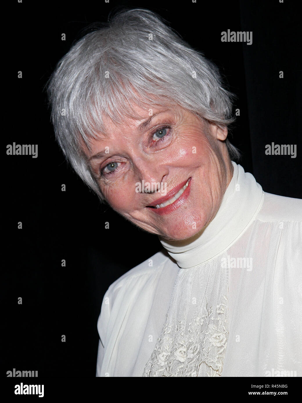 Lee Meriwether Stock Photos & Lee Meriwether Stock Images - Alamy