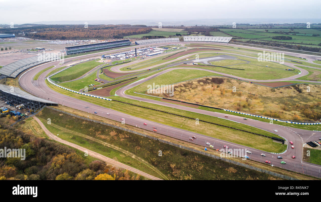 Banked racing track car hi-res stock photography and images - Alamy