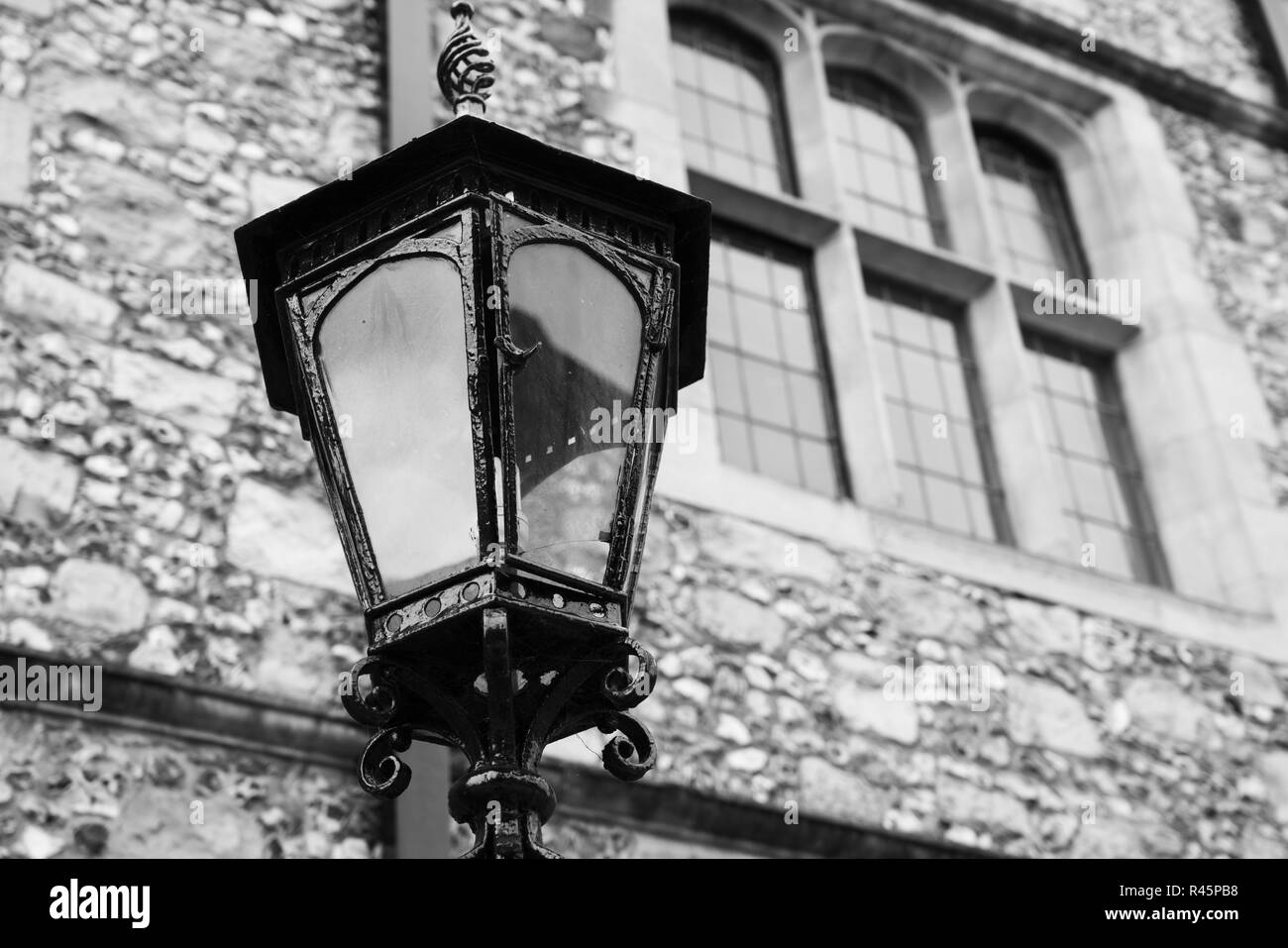 Old gaslight hi-res stock photography and images - Alamy